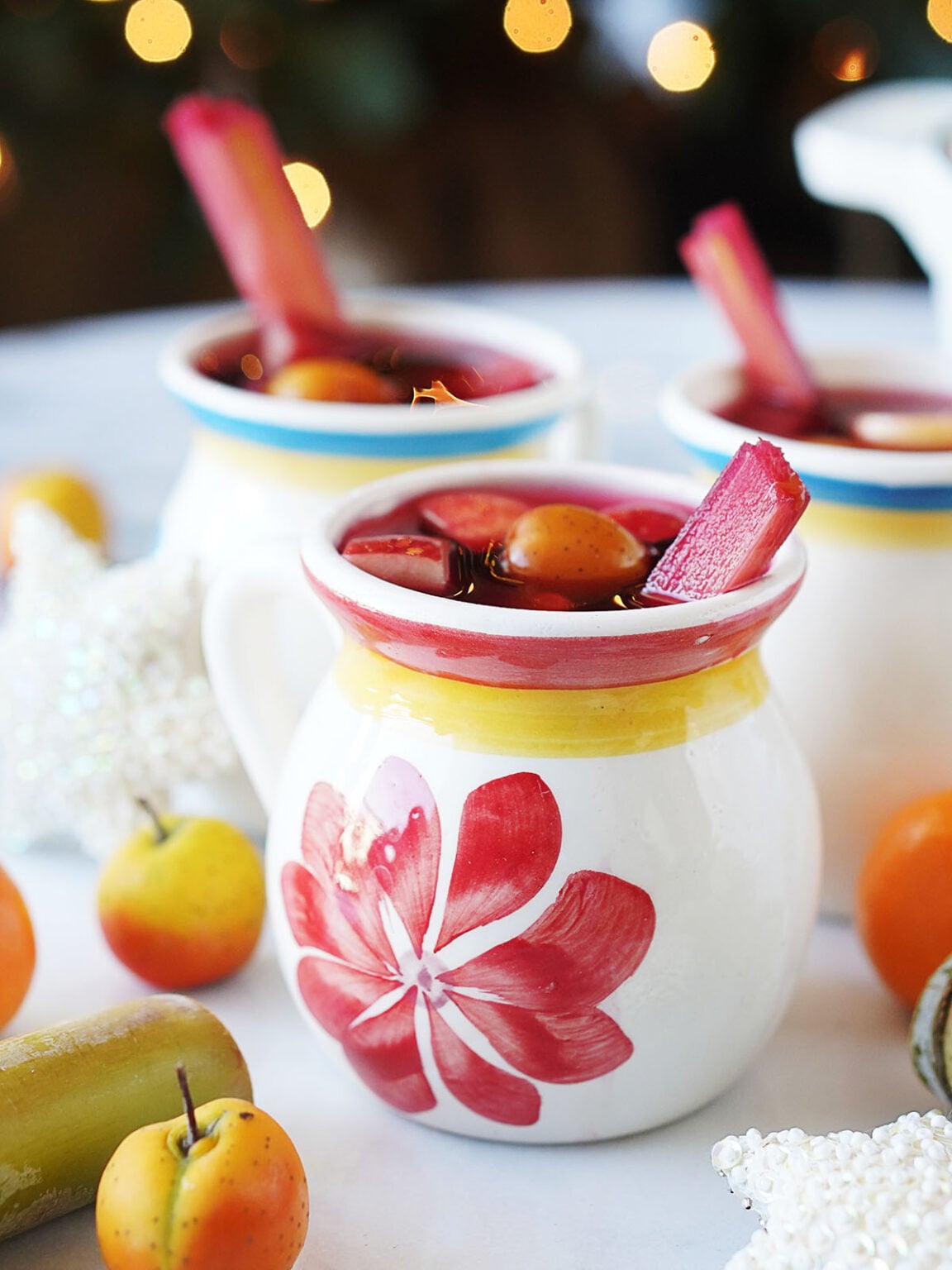 Ponche Navideño (Mexican Christmas Punch) | Muy Delish