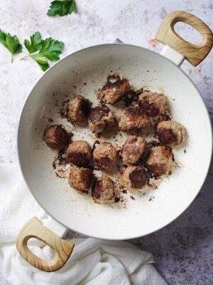 Healthy Meatballs Recipe by Muy Delish
