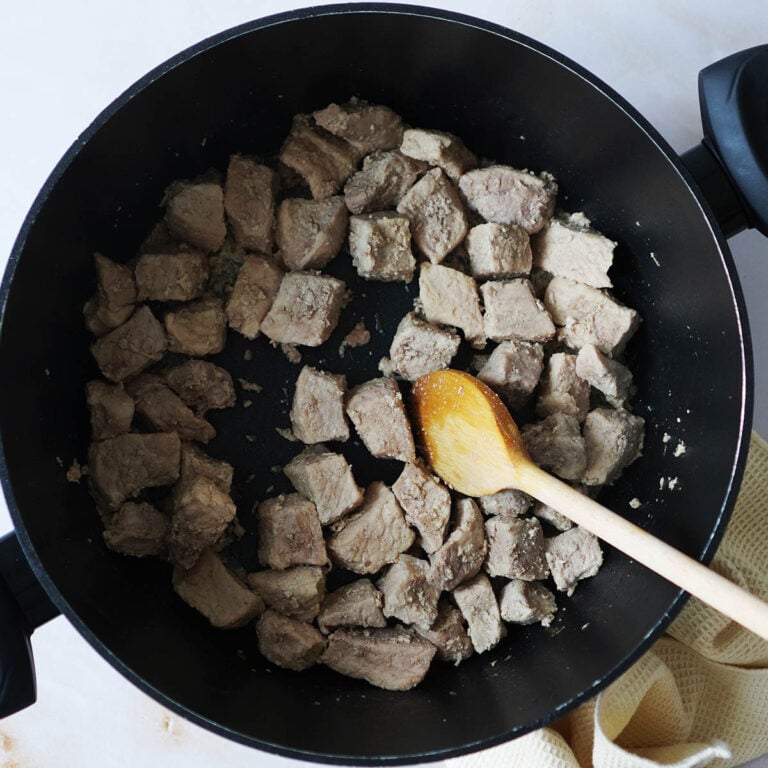 Carne Con Chile Colorado | Mexican Recipes by Muy Delish