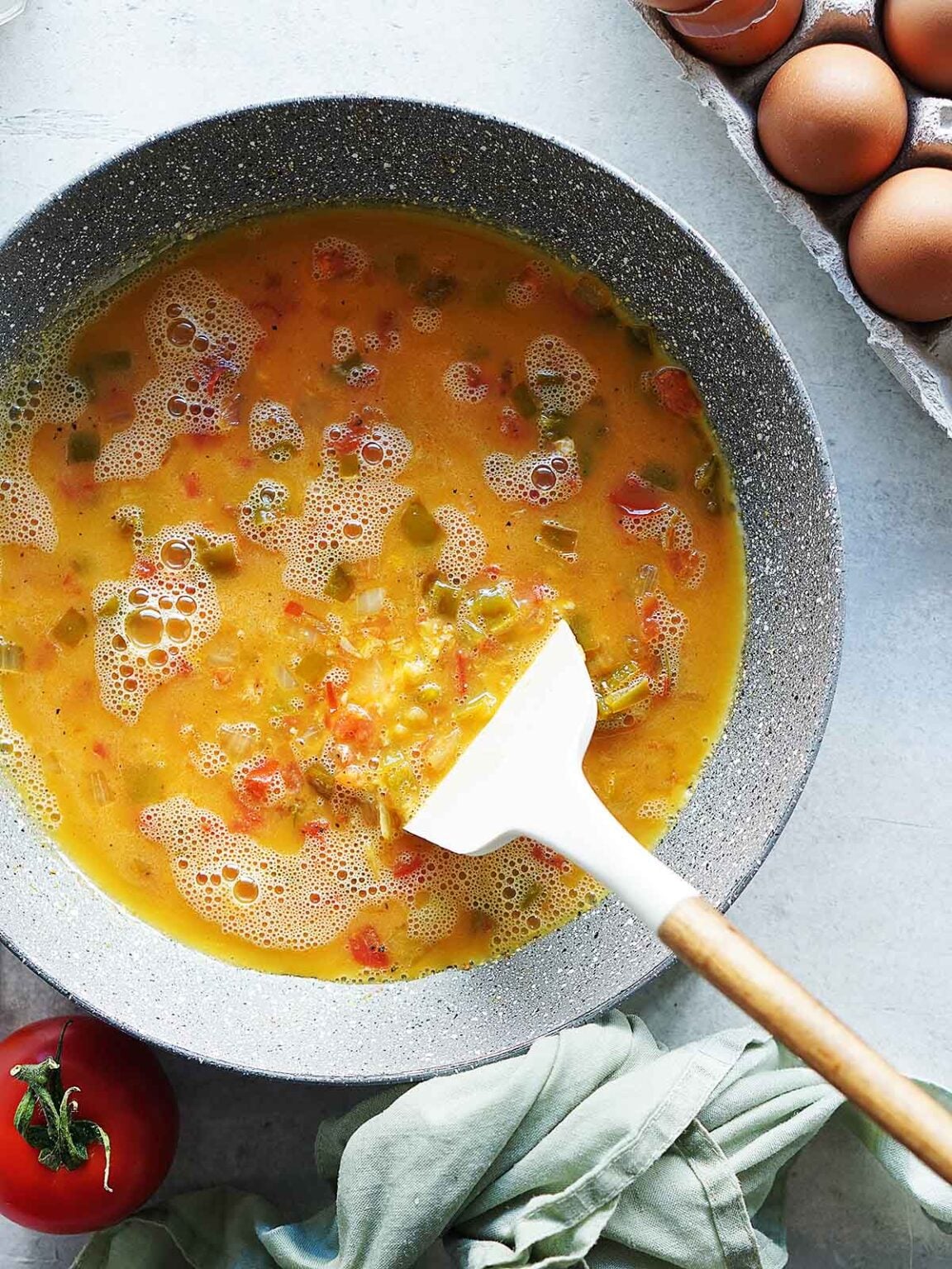 Huevos A La Mexicana (Mexican Scrambled Eggs) | Muy Delish