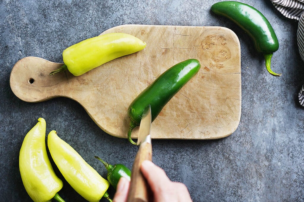 Chiles Toreados (Blistered peppers) | Mexican Recipes by Muy Delish