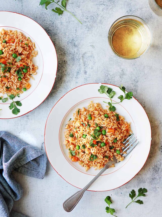 Mexican Red Rice (Arroz Rojo) | Muy Delish