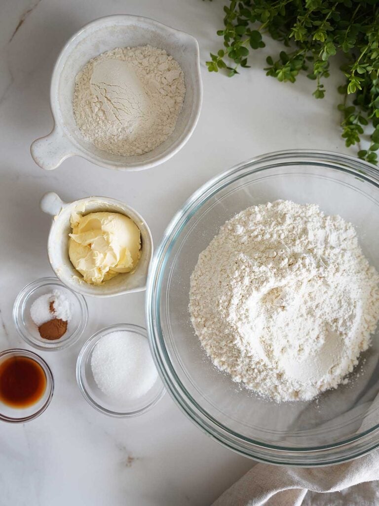 Mexican Bunuelos Recipe (Buñuelos Dessert)